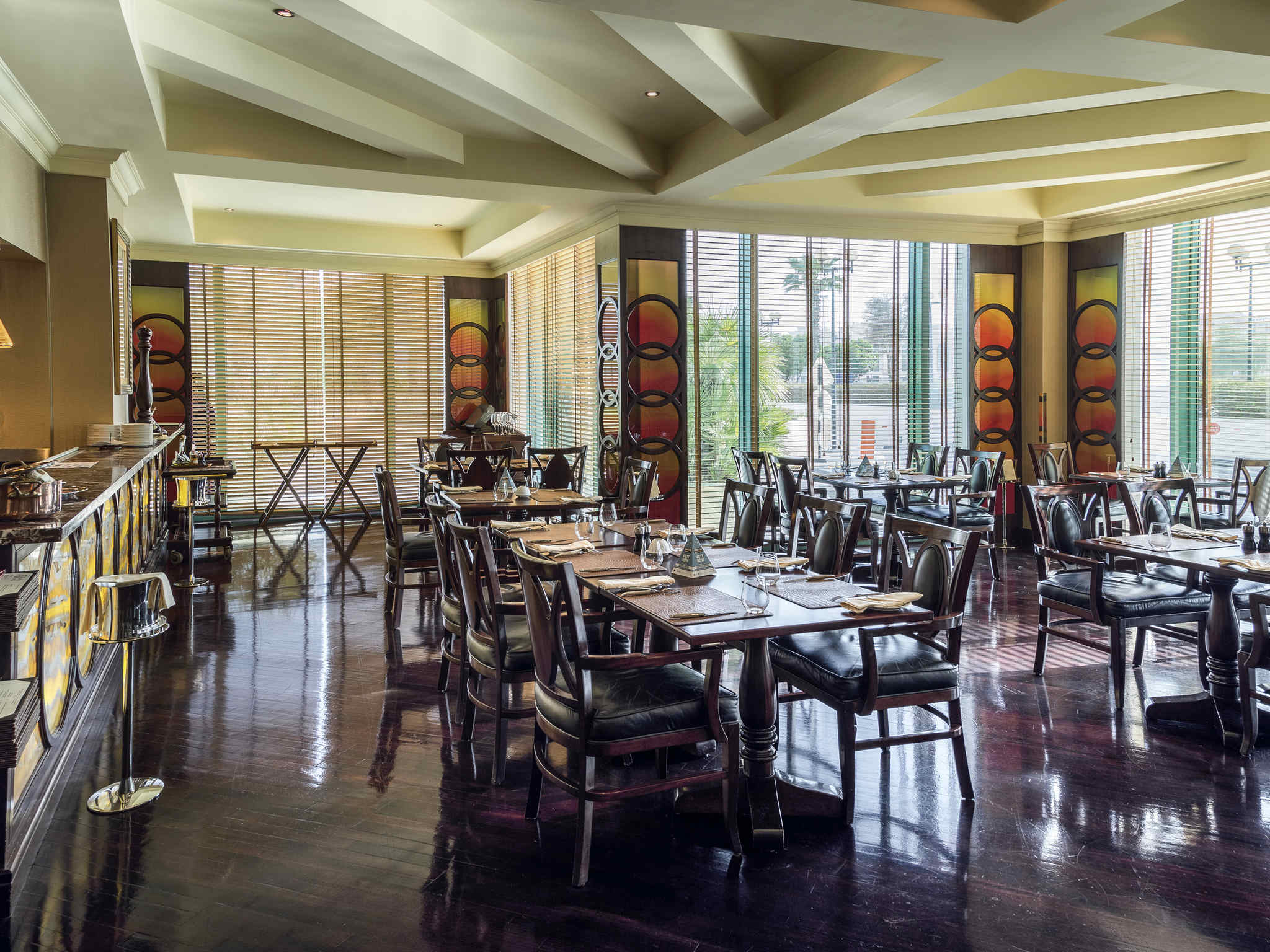 Bambooda Thai Fsuion - Mövenpick Grand Al Bustan Dubai
